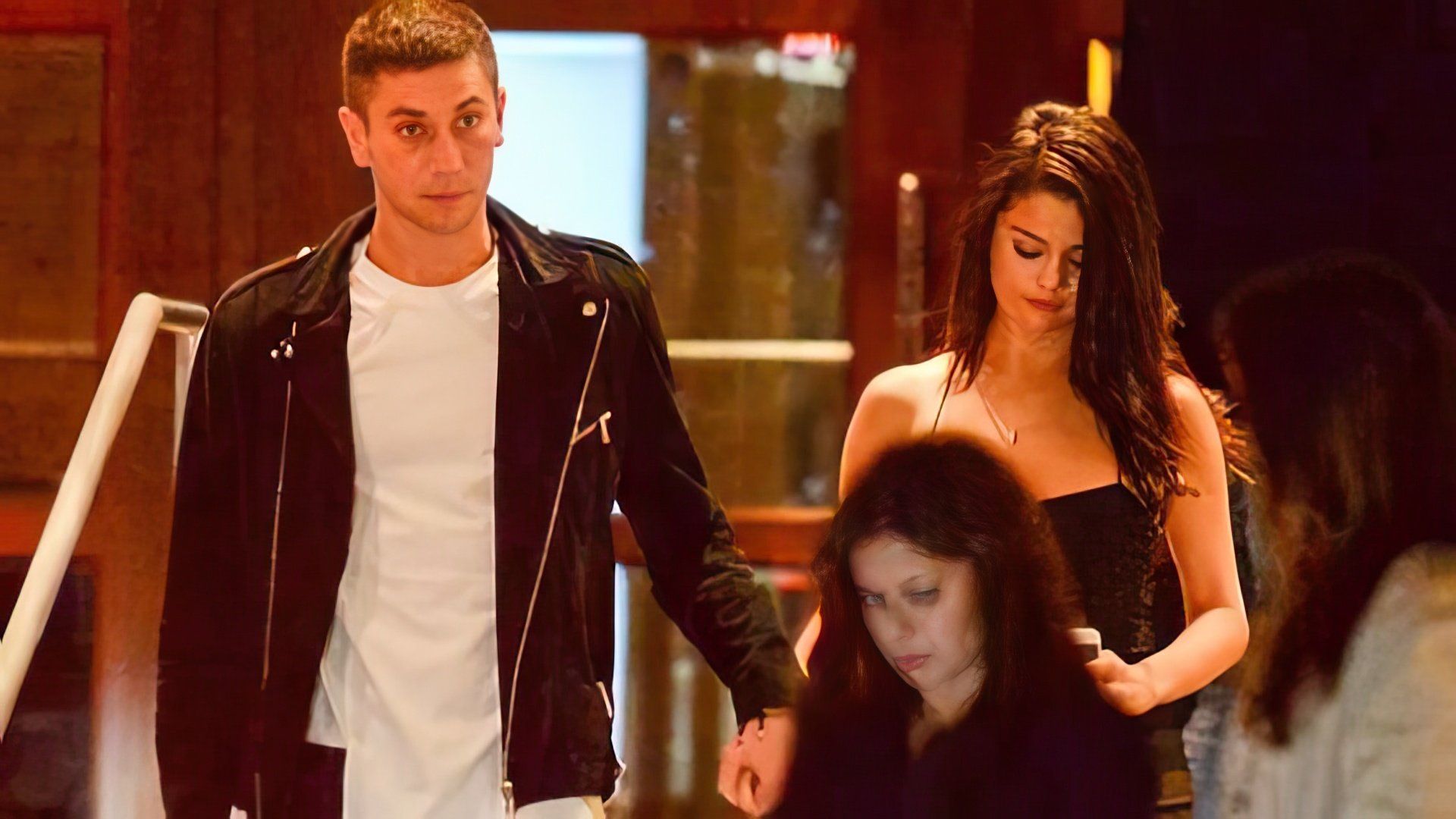 Selena Gomez biography, age, net worth, dating history, boyfriend 2023 | Zoomboola