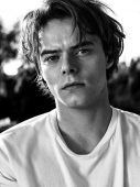 Charlie Heaton – biography, photos, facts, family, kids, affairs ...